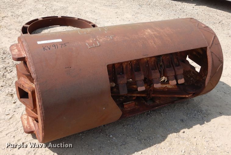 Belling auger bucket in Rochester, MN | Item KV9175 sold | Purple Wave