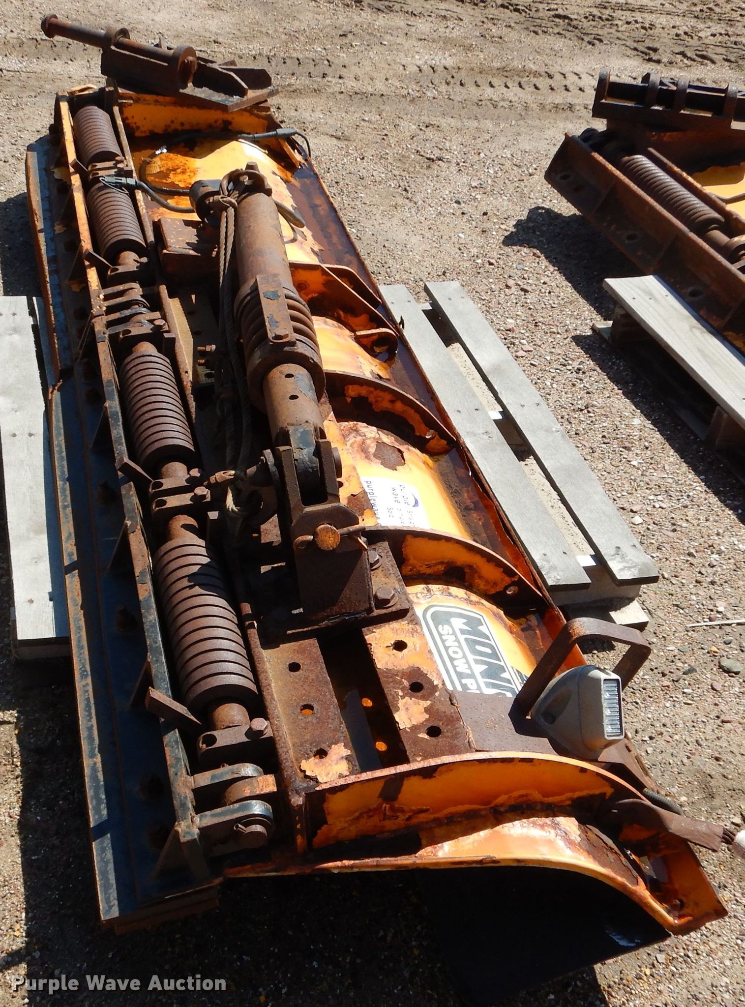 2008 Monroe wing plow in Mitchell, SD | Item DL6295 sold | Purple Wave