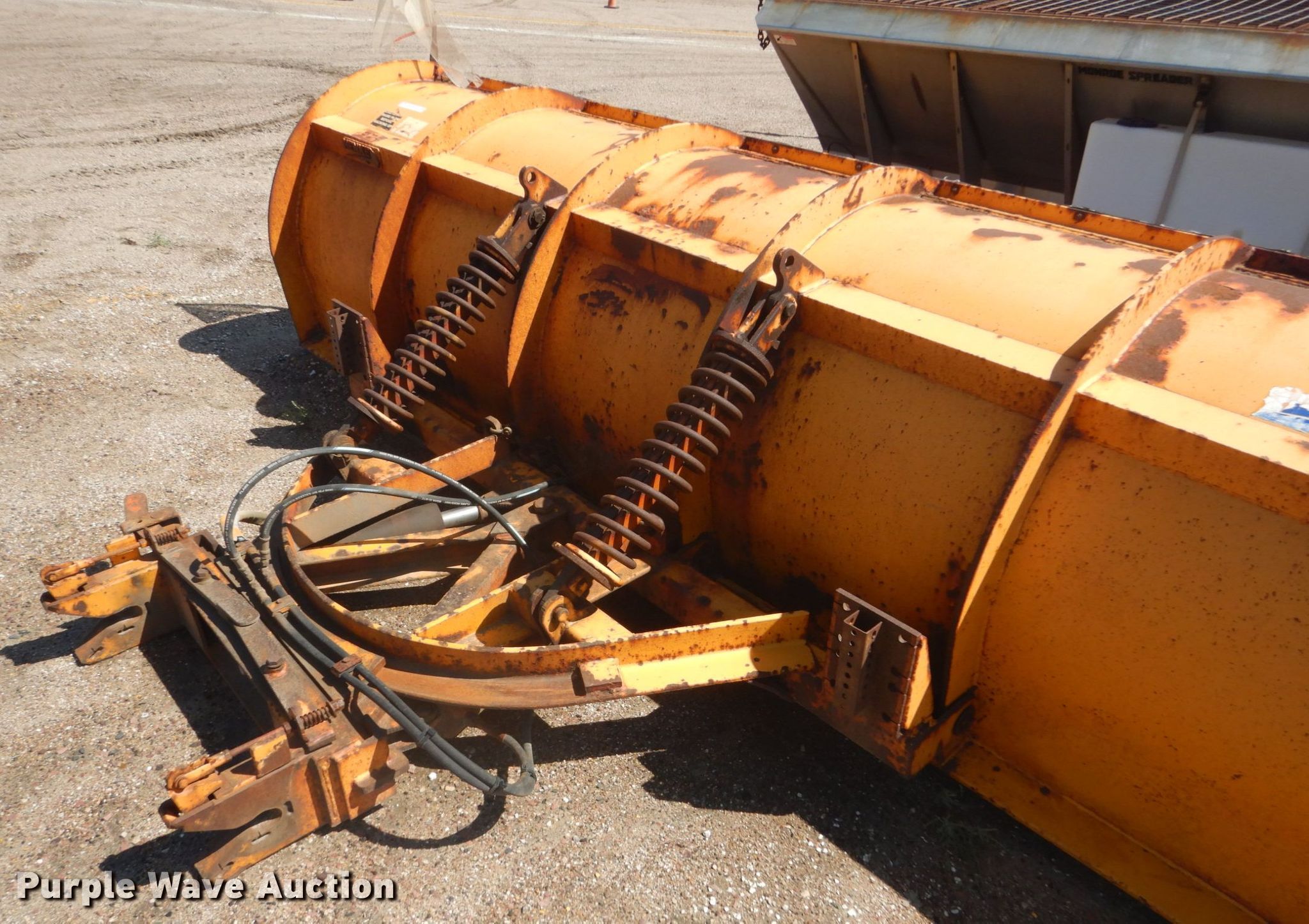 144"W snow plow in Mitchell, SD | Item KO9565 sold | Purple Wave