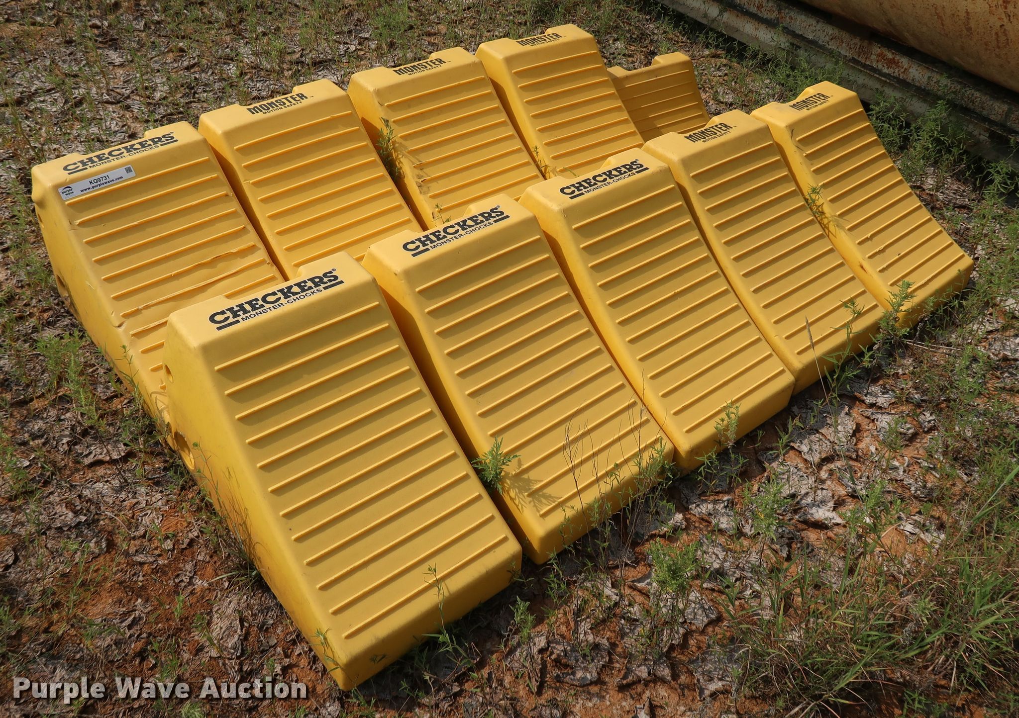 (10) Checkers Monster-Chocks wheel chocks in Ardmore, OK | Item KQ9731 ...