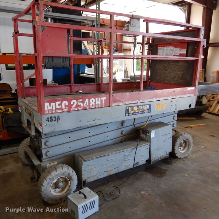 1999 Mec 2548 HT scissor lift in Newton, KS | Item JT9579 sold | Purple ...