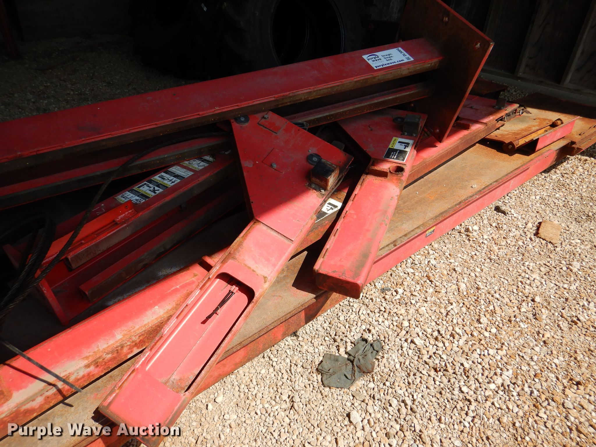 Hunter four post automotive lift in Lawrence, KS | Item DL3004 sold ...