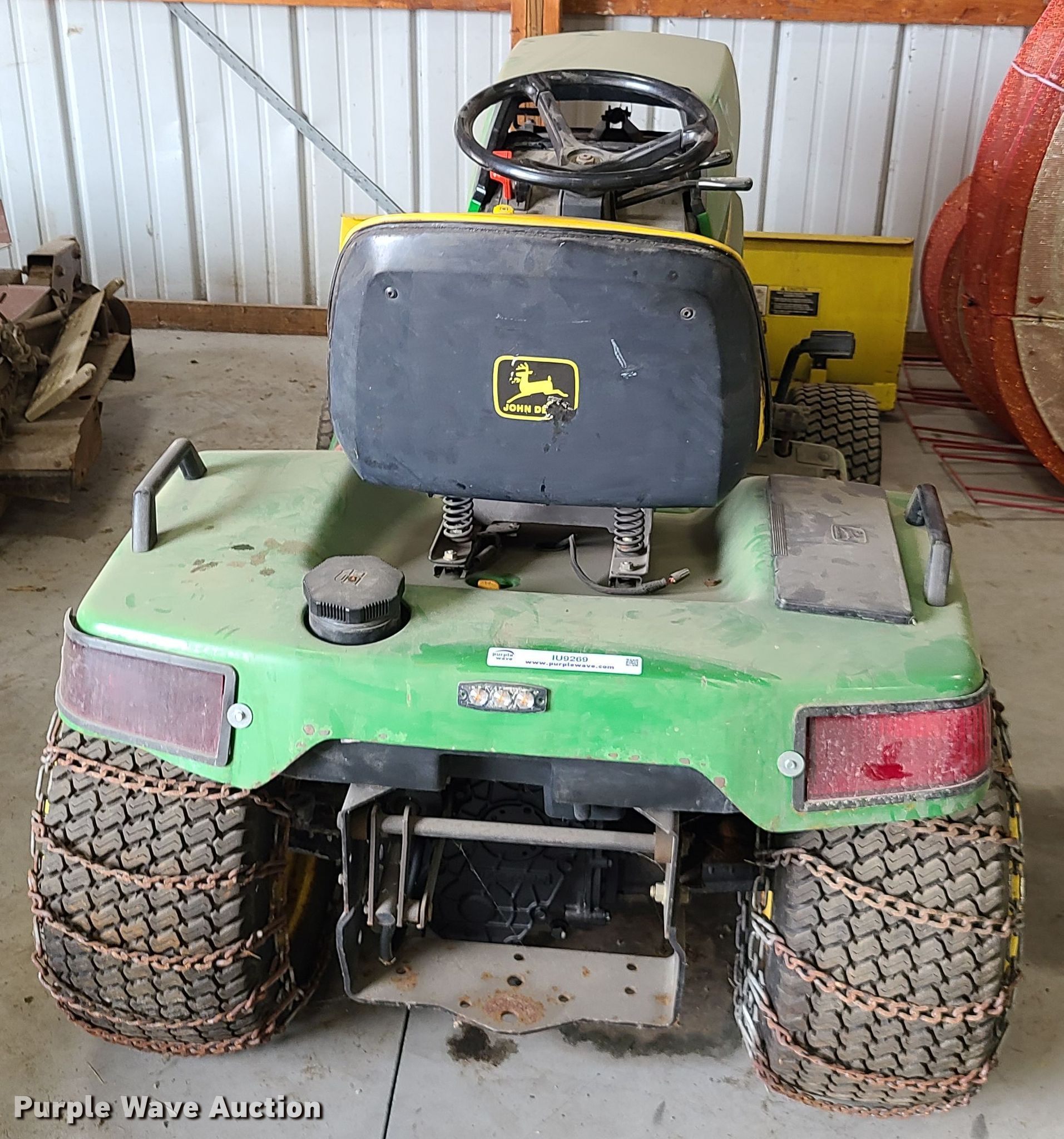 John Deere 425 lawn tractor in North Kansas City, MO | Item IU9269 sold ...