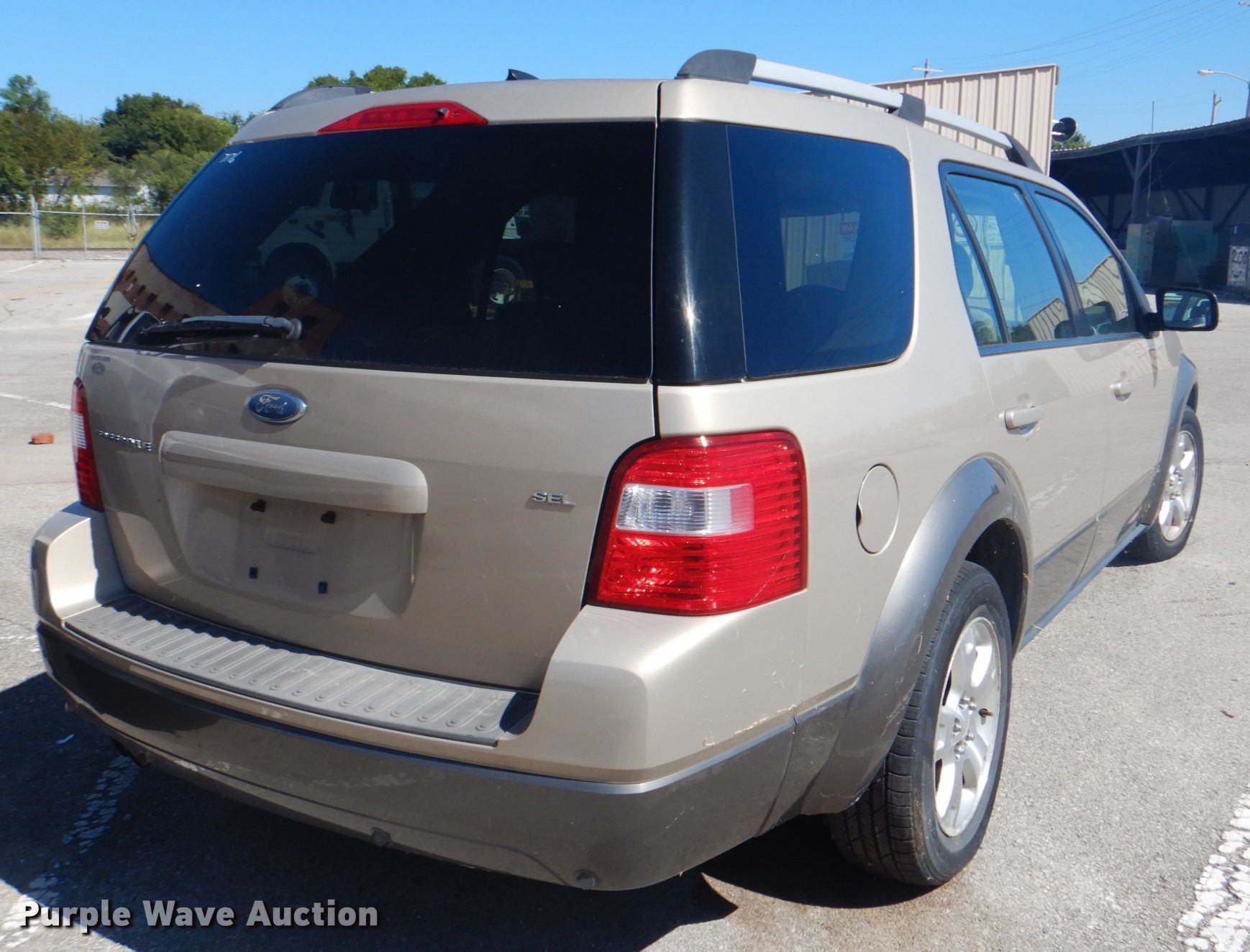 2007 Ford Freestyle van in Tulsa, OK | Item KV9483 sold | Purple Wave