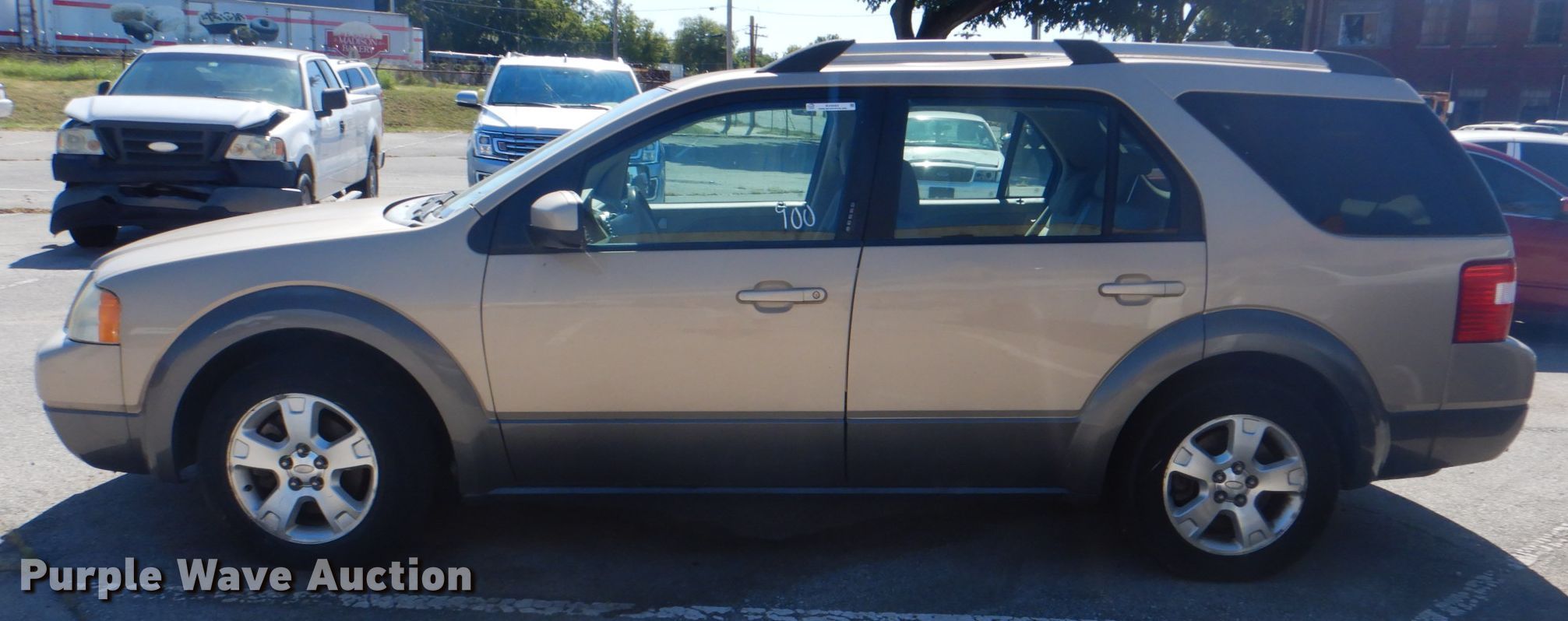 2007 Ford Freestyle van in Tulsa, OK | Item KV9483 sold | Purple Wave