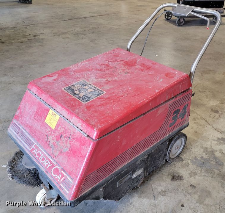 Factory Cat 34 sweeper in Springfield, MO | Item KD9540 sold | Purple Wave