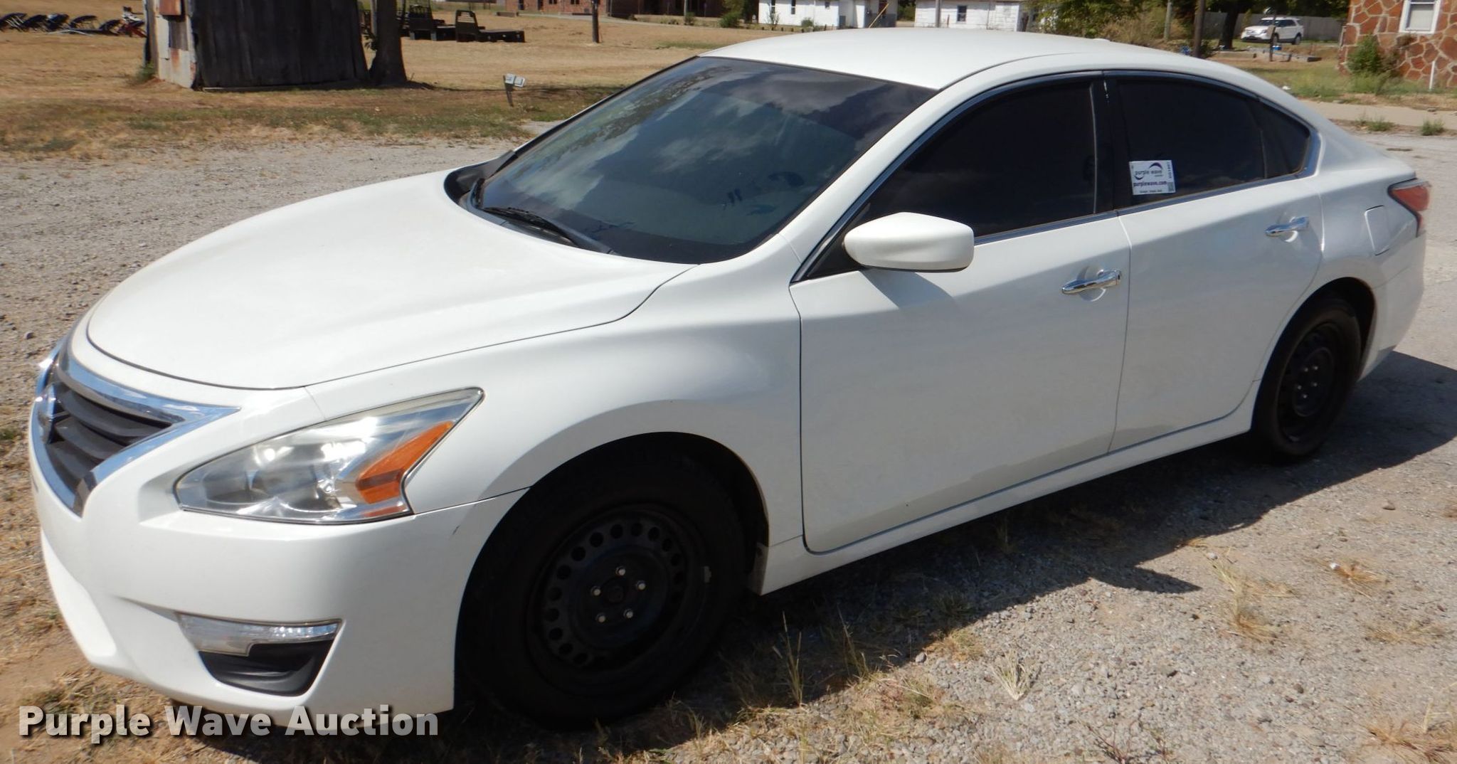 2015 Nissan Altima in Okemah, OK | Item DG1807 sold | Purple Wave