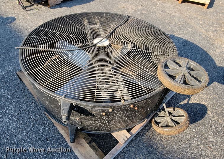 County Line CL42BDFA fan in Lebanon, MO | Item KQ9304 sold | Purple Wave