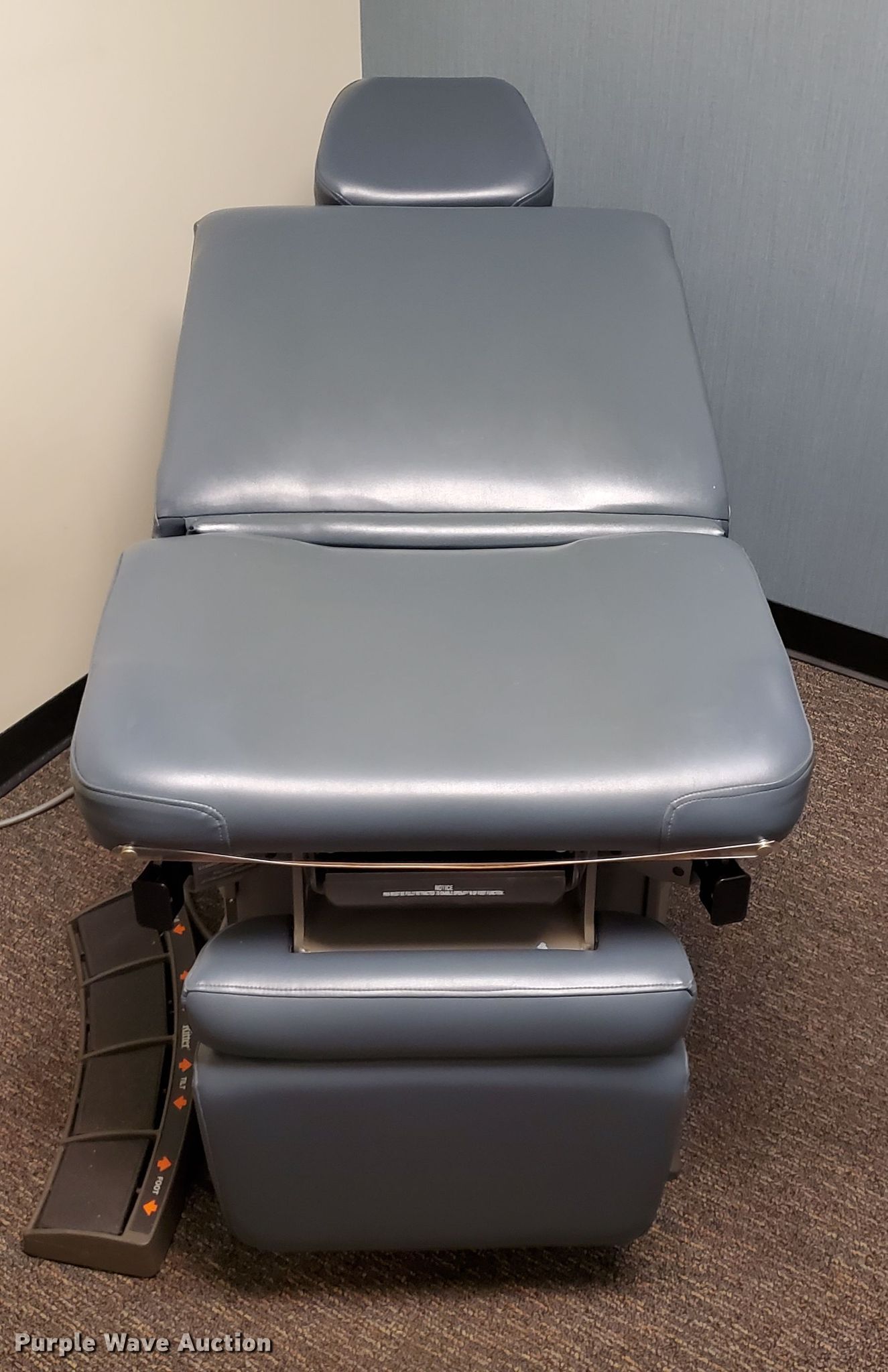 Ritter 75 Evolution exam table in Hays, KS | Item KC9561 sold | Purple Wave
