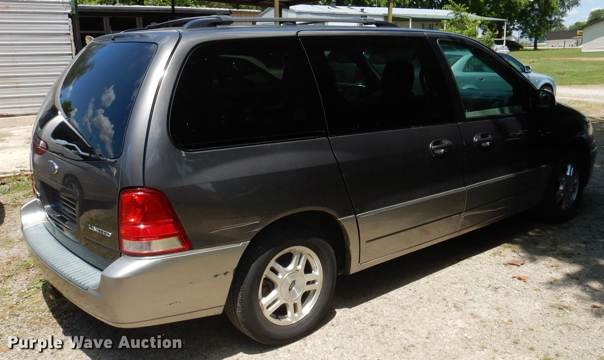 2005 Ford Freestar van in Bois D'Arc, MO | Item DA5322 sold | Purple Wave