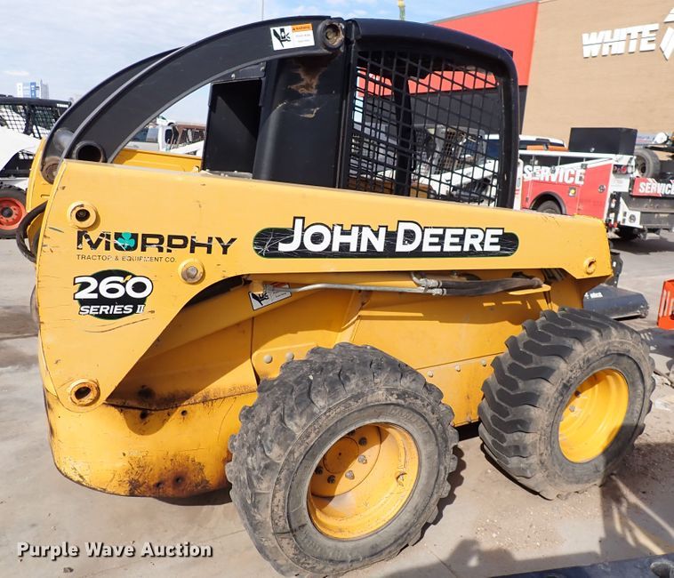 2004 John Deere 260 skid steer loader in Wichita, KS | Item DL7689 sold | Purple Wave