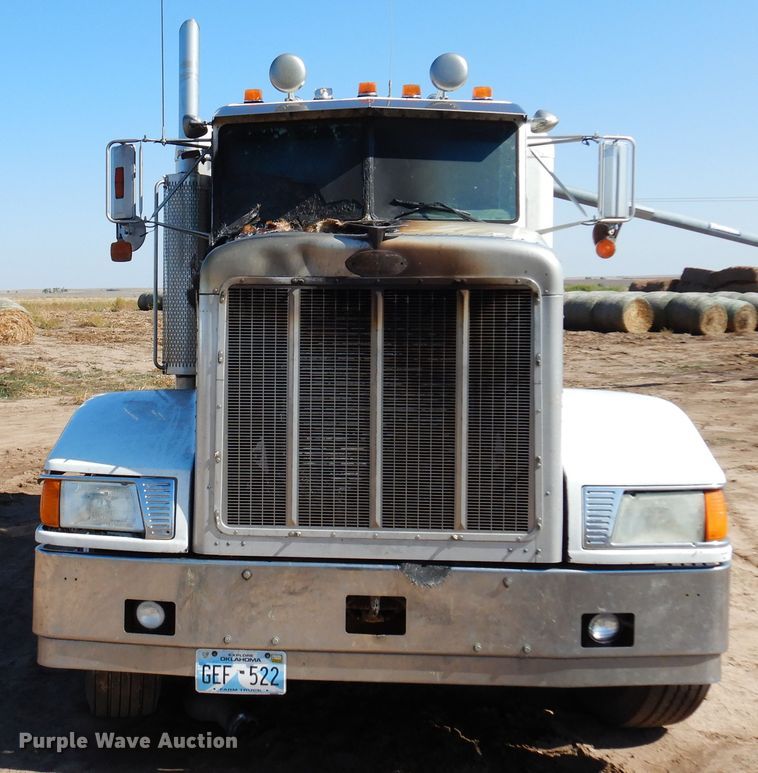 1994 Peterbilt 377 semi truck in Gate, OK | Item DM5120 sold | Purple Wave