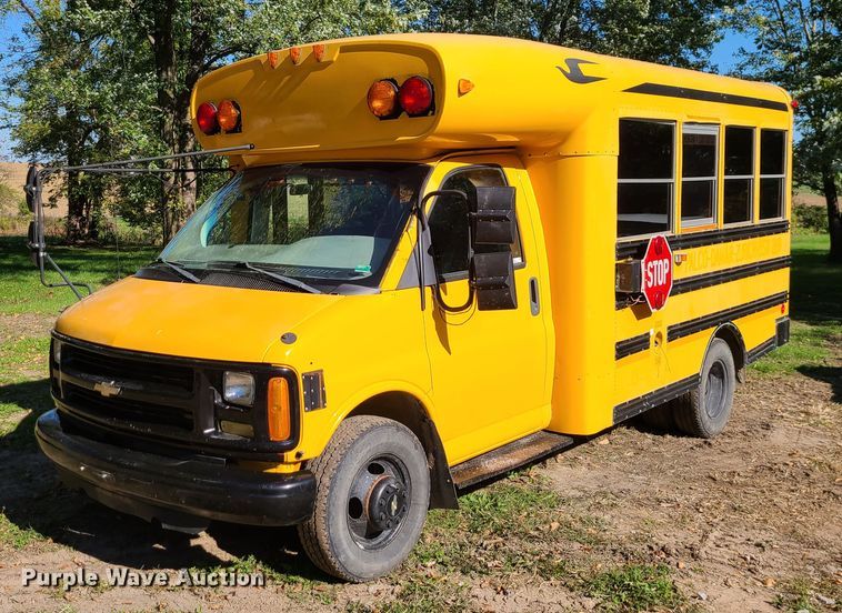 2001 Chevrolet Express 3500 school bus in Syracuse, MO | Item JG9280 ...