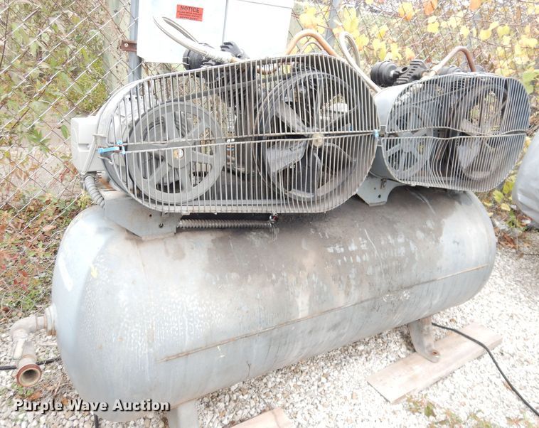 Johnson air compressor in Emporia, KS | Item KA9686 sold | Purple Wave