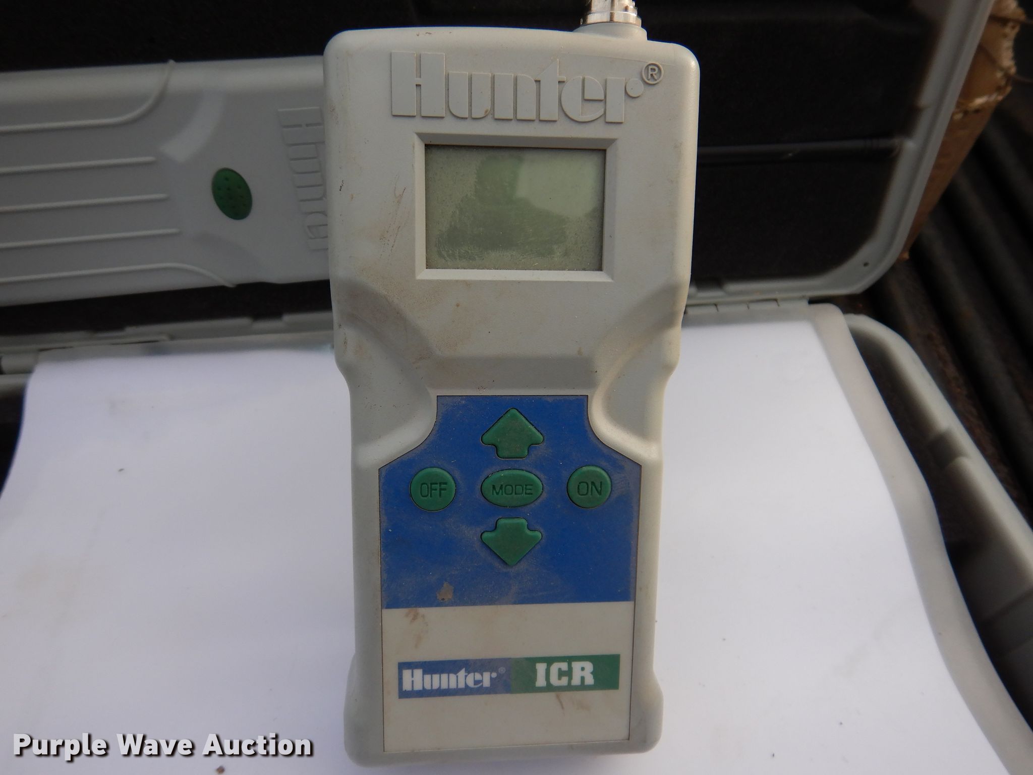 2007 Hunter ACC-99D irrigation system controller in Aberdeen, SD | Item ...