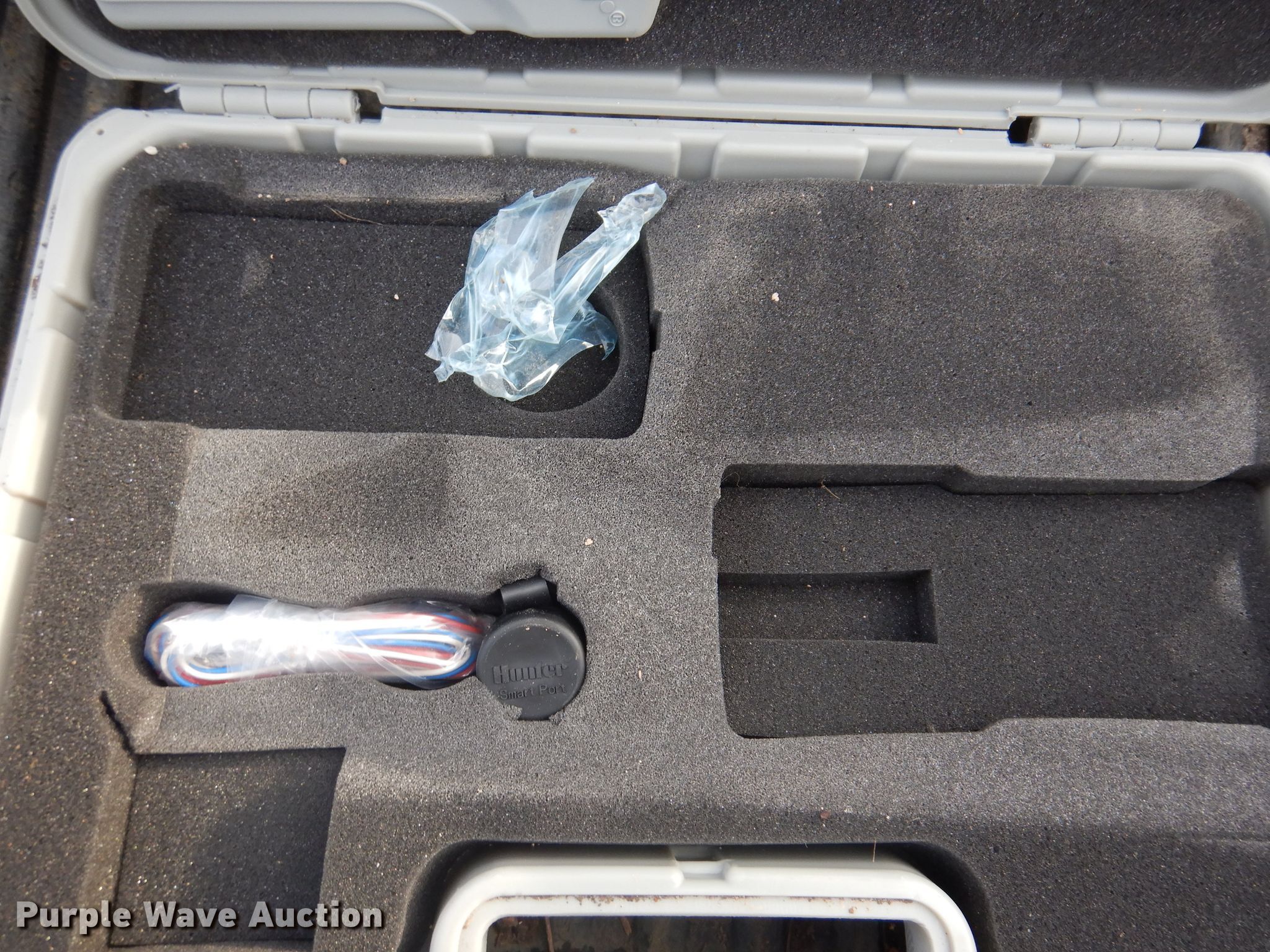 2007 Hunter ACC-99D irrigation system controller in Aberdeen, SD | Item ...