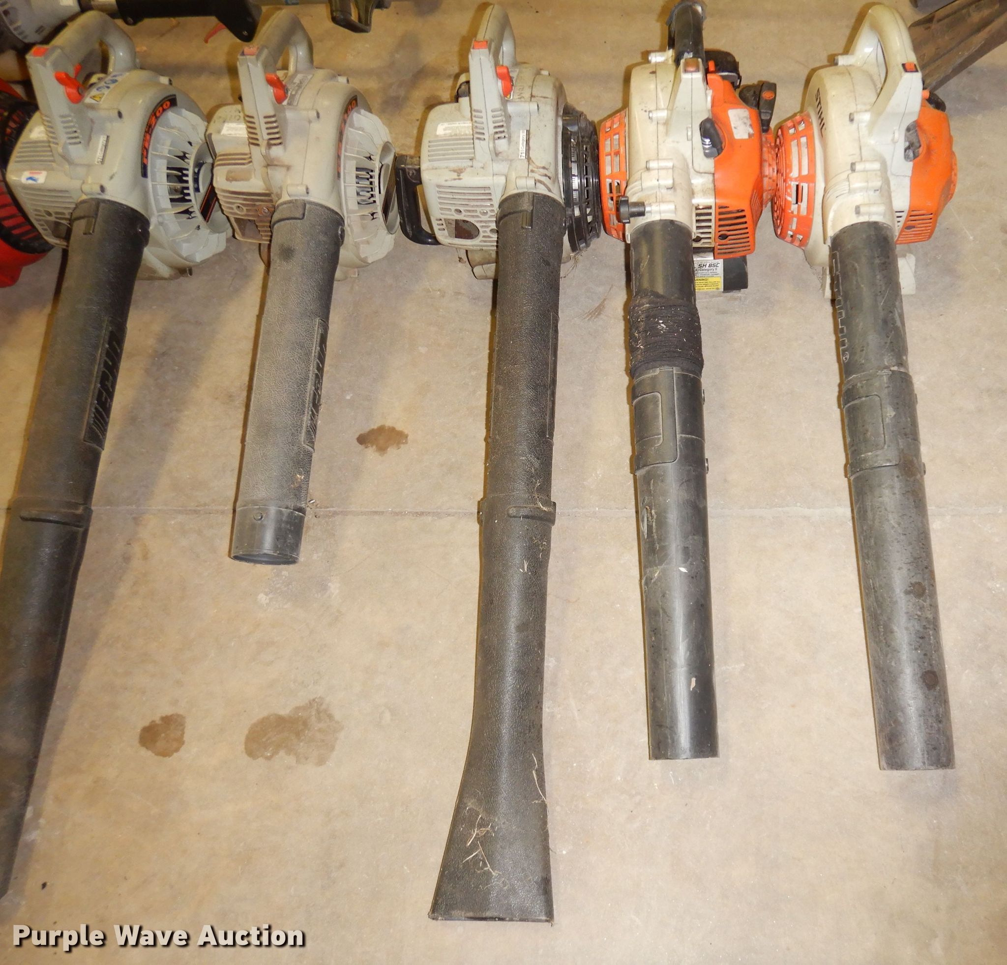 (6) blowers in Emporia, KS | Item KA9679 sold | Purple Wave