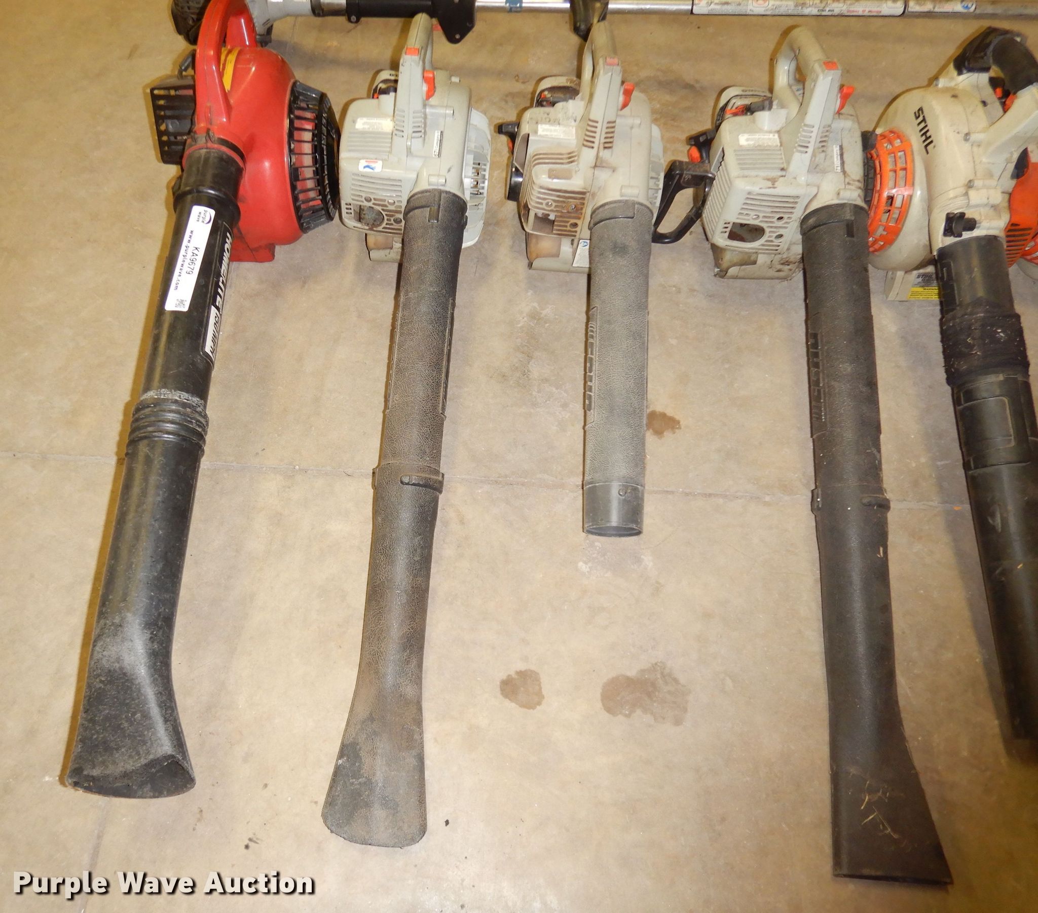 (6) blowers in Emporia, KS | Item KA9679 sold | Purple Wave