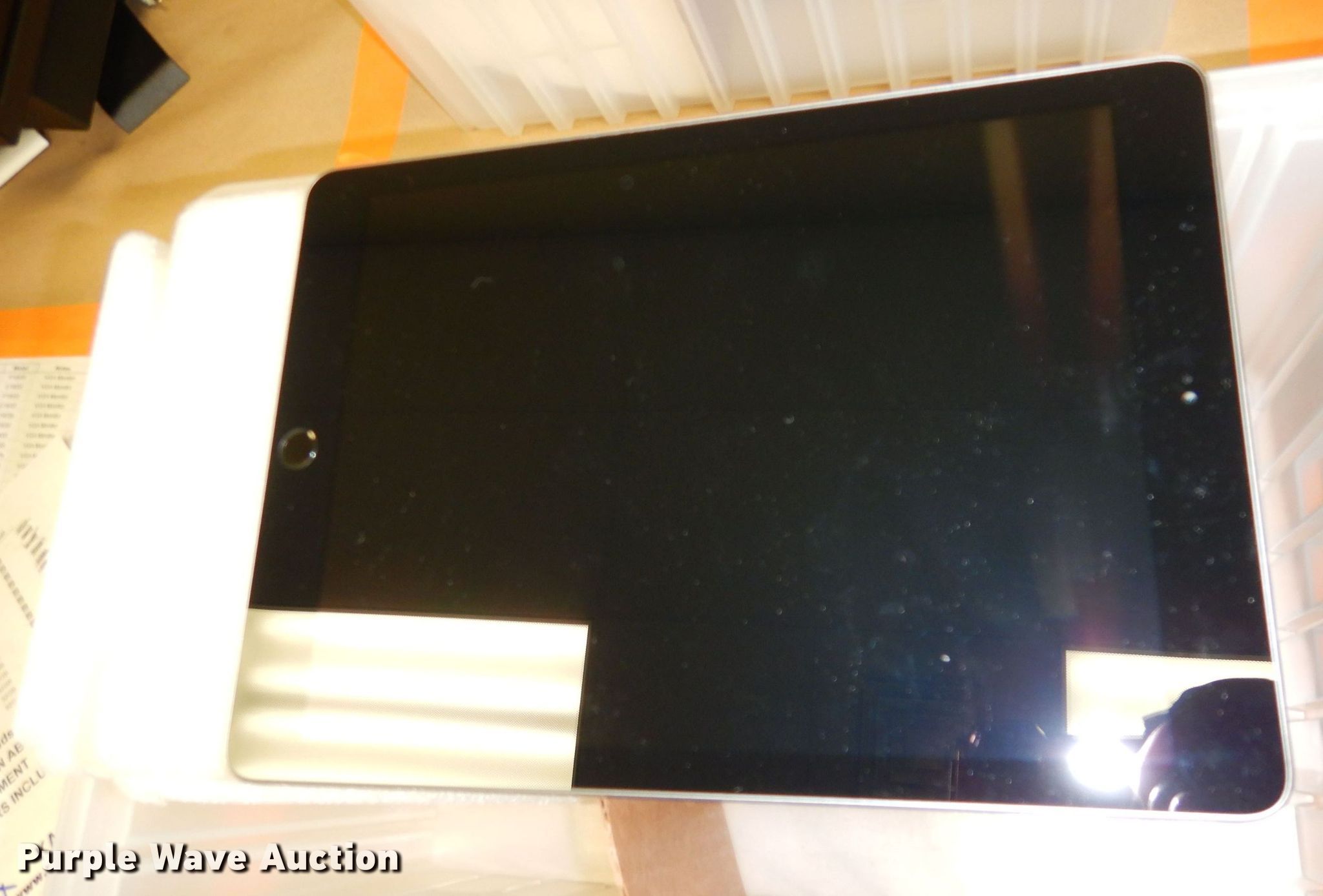 (15) Apple A1893 6th Gen iPads in Emporia, KS | Item KA9713 sold ...