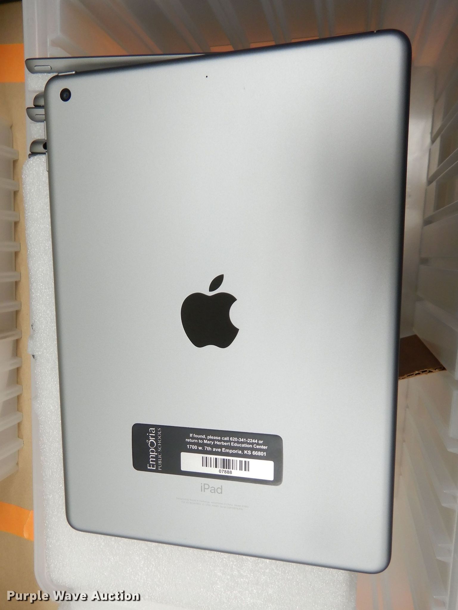 (15) Apple A1893 6th Gen iPads in Emporia, KS | Item KA9713 sold ...