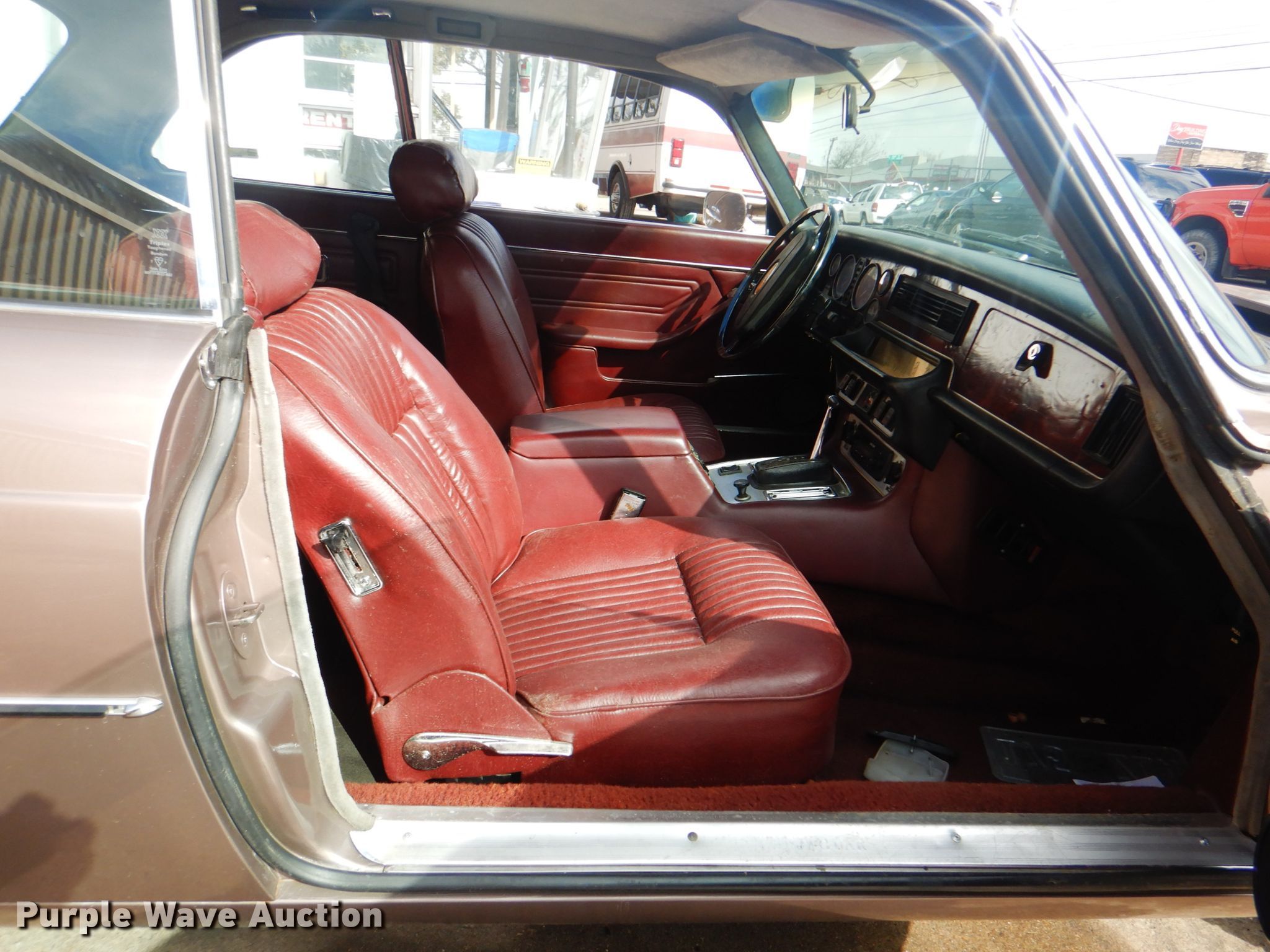 1975 Jaguar XJ6C in Tulsa, OK | Item ID9148 sold | Purple Wave