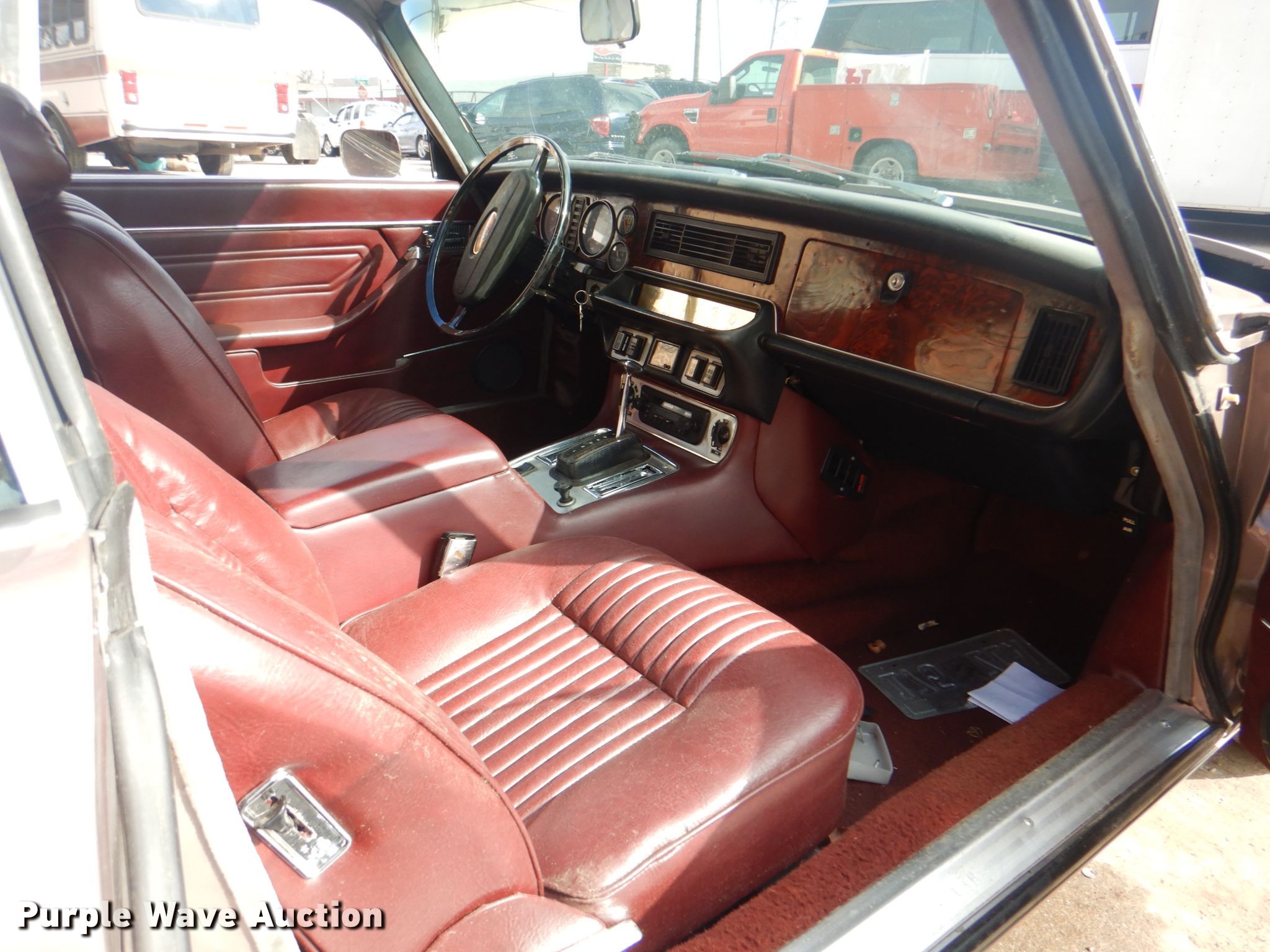 1975 Jaguar XJ6C in Tulsa, OK | Item ID9148 sold | Purple Wave