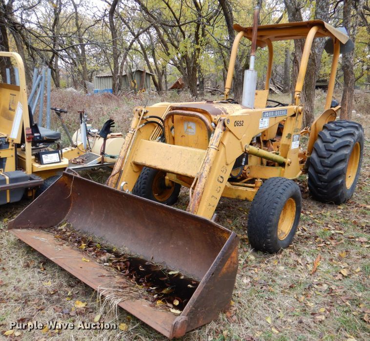 John Deere 302A tractor in Lawrence, KS | Item DK1376 sold | Purple Wave