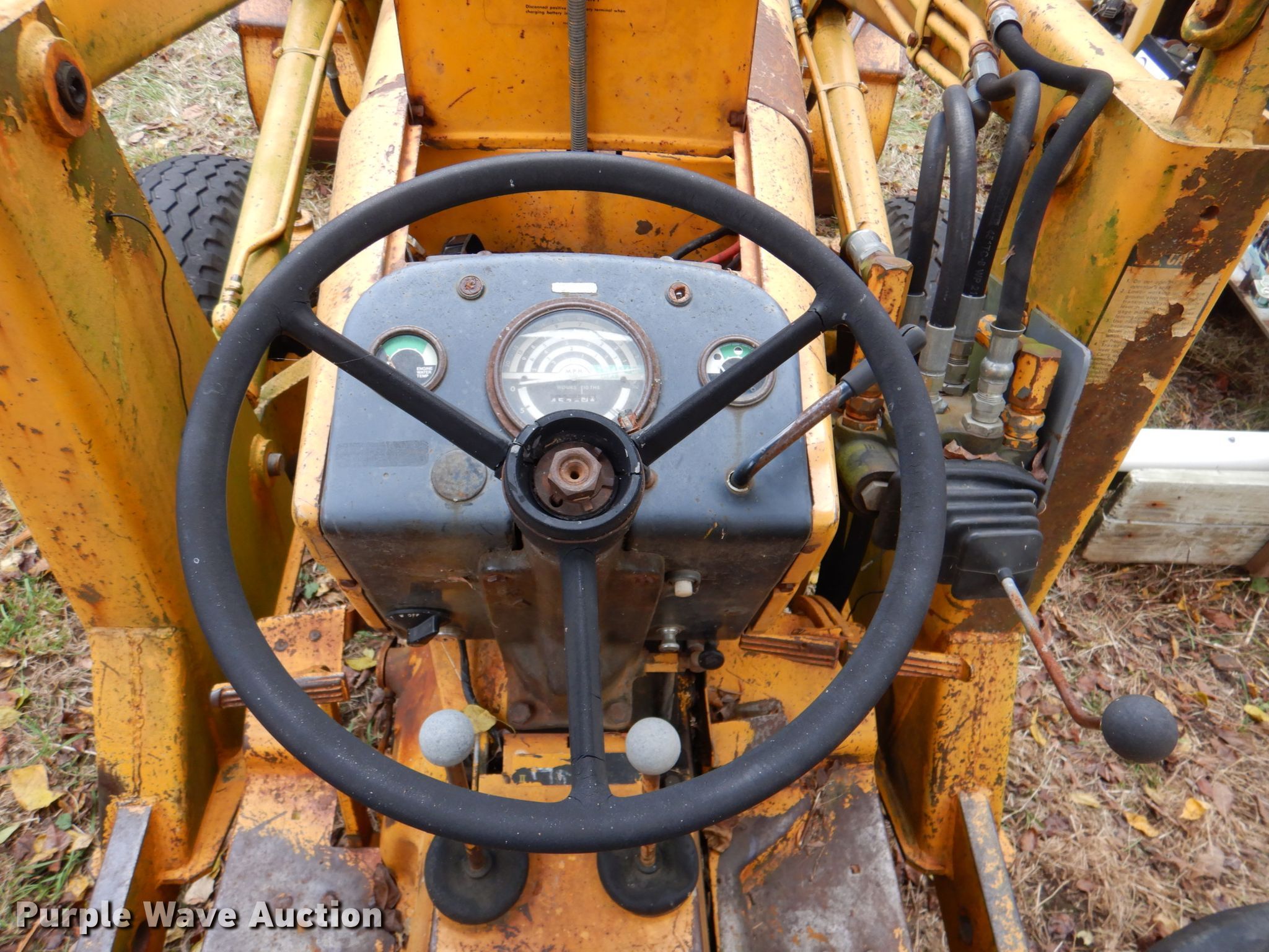 John Deere 302A tractor in Lawrence, KS | Item DK1376 sold | Purple Wave