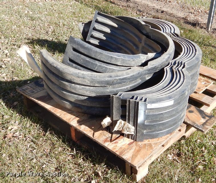 (8) culvert connectors in Onawa, IA | Item KO9126 sold | Purple Wave