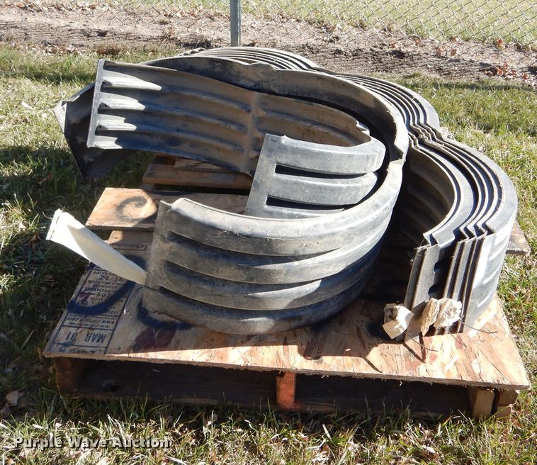 (8) culvert connectors in Onawa, IA | Item KO9126 sold | Purple Wave