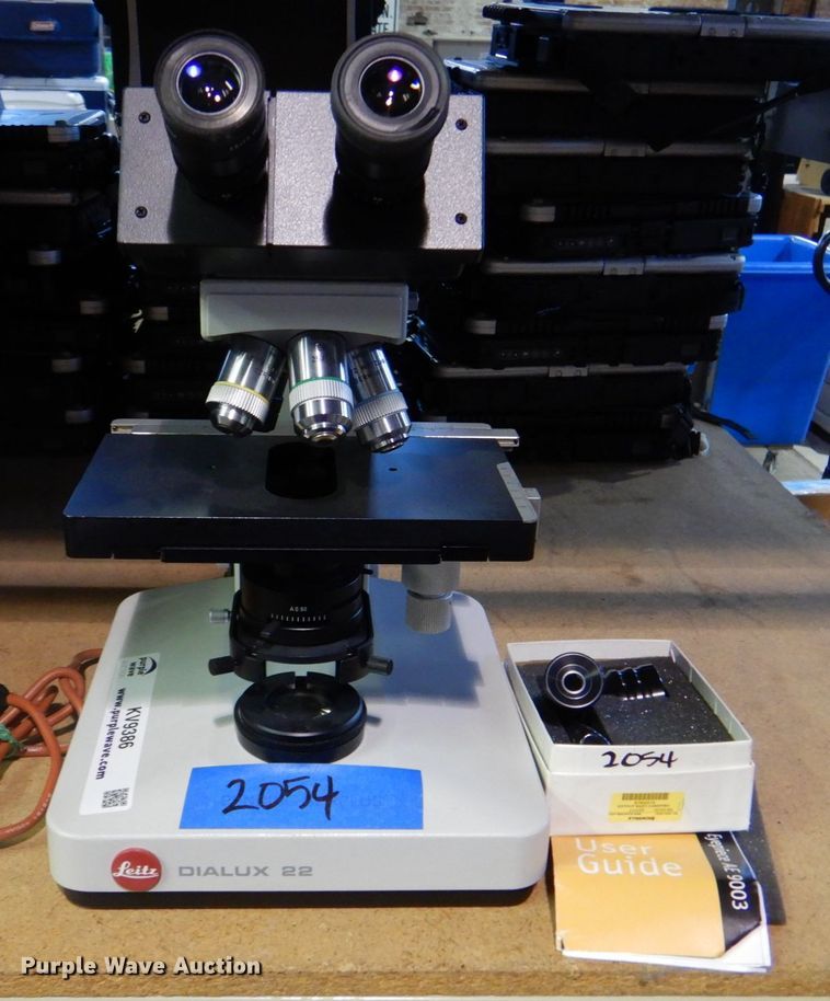 Leitz Dialux 22 microscope in Tulsa, OK | Item KV9386 sold | Purple Wave