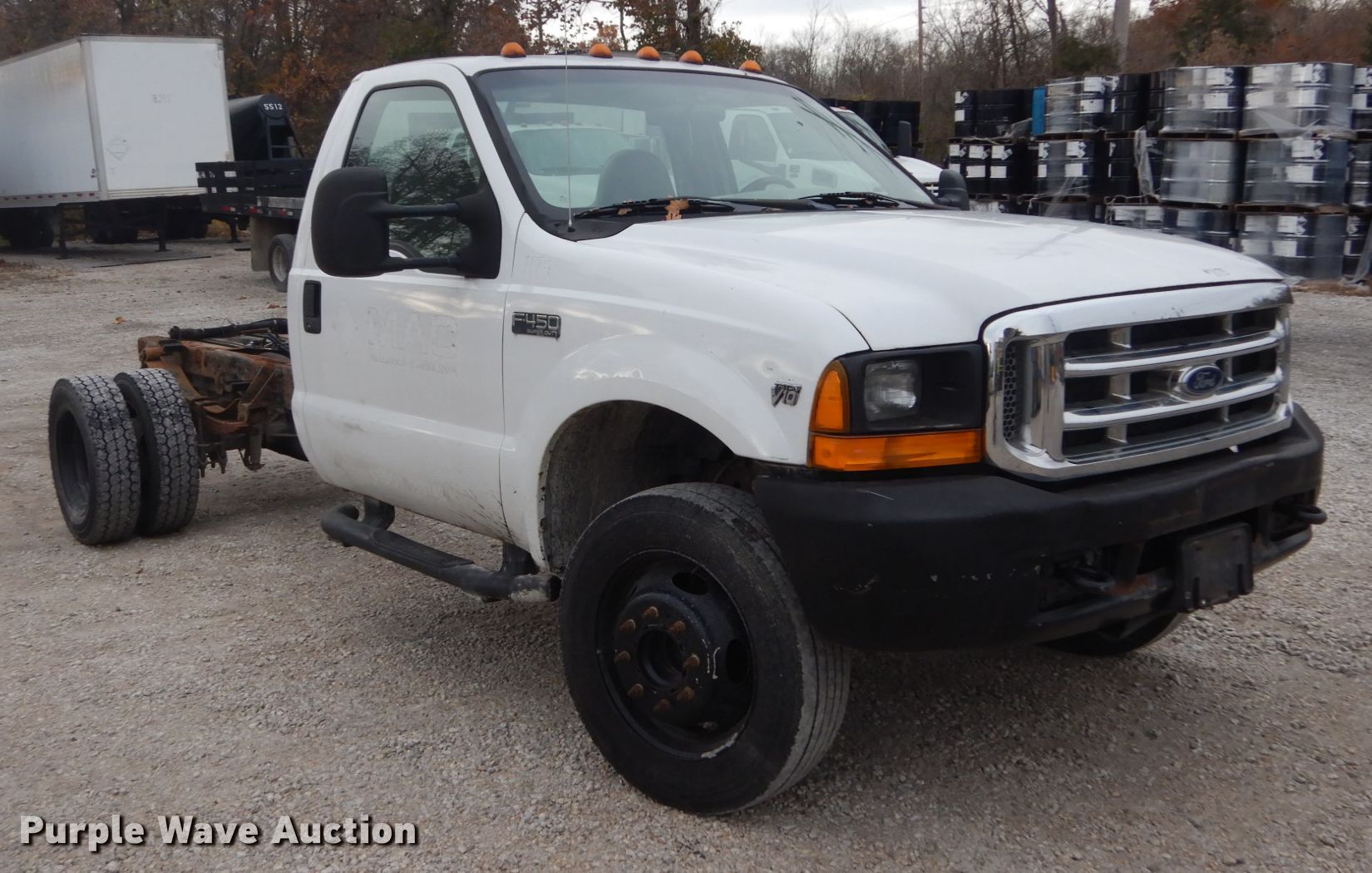 2000 Ford F450 Super Duty truck cab and chassis in Pevely, MO | Item ...