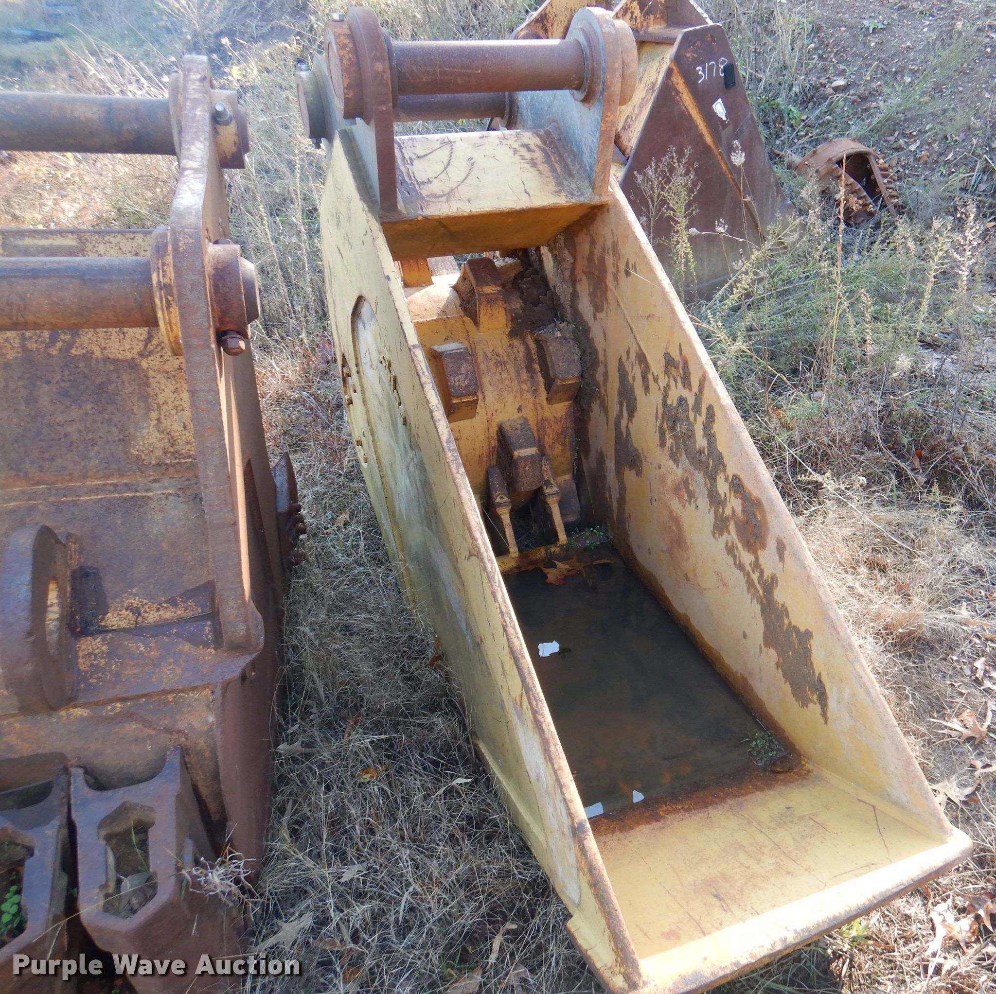 Felco Felco 24" W bucket with compaction wheel in Harrison, AR | Item ...