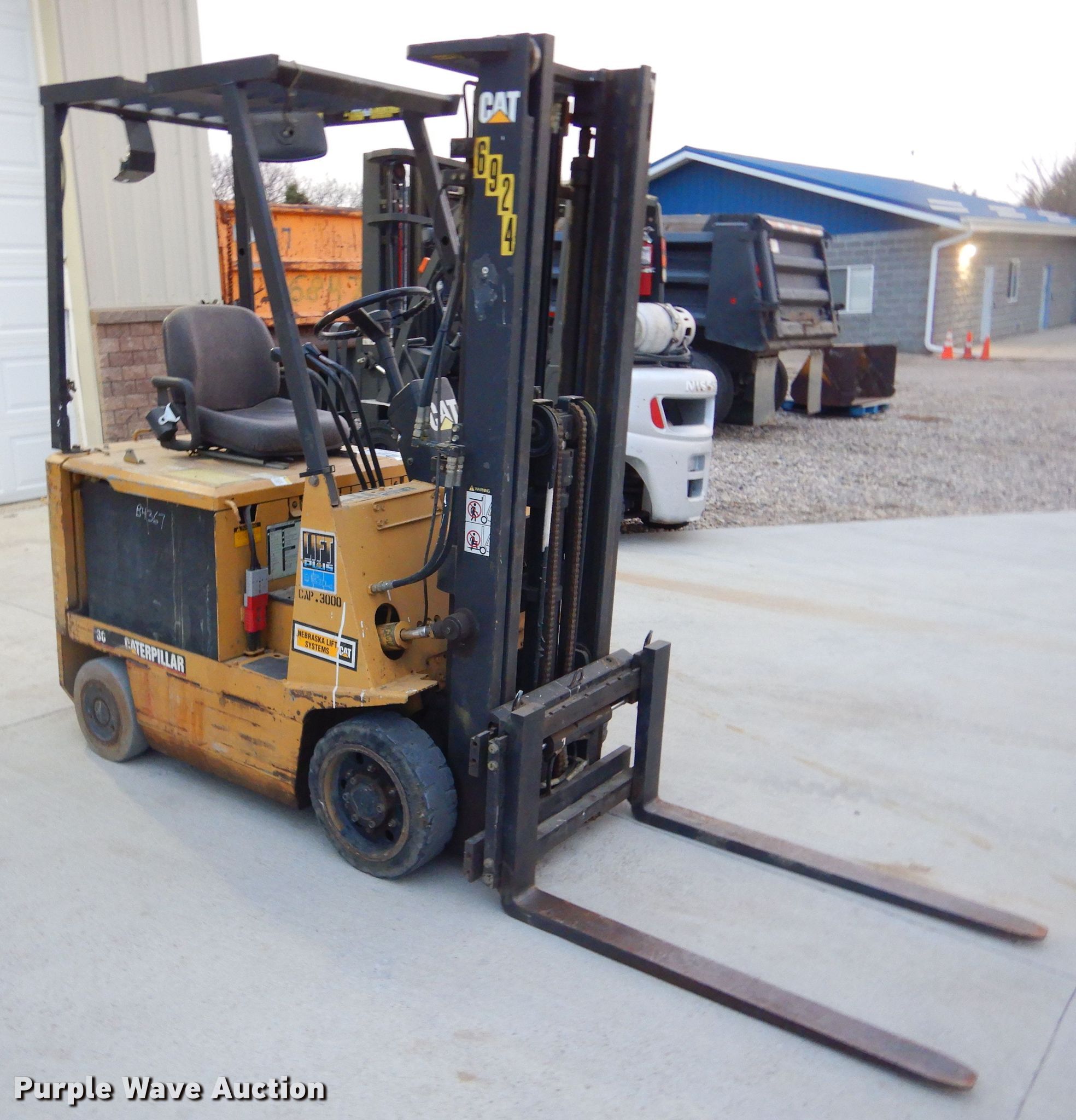 Caterpillar EC15 forklift in Yankton, SD | Item DK3367 sold | Purple Wave