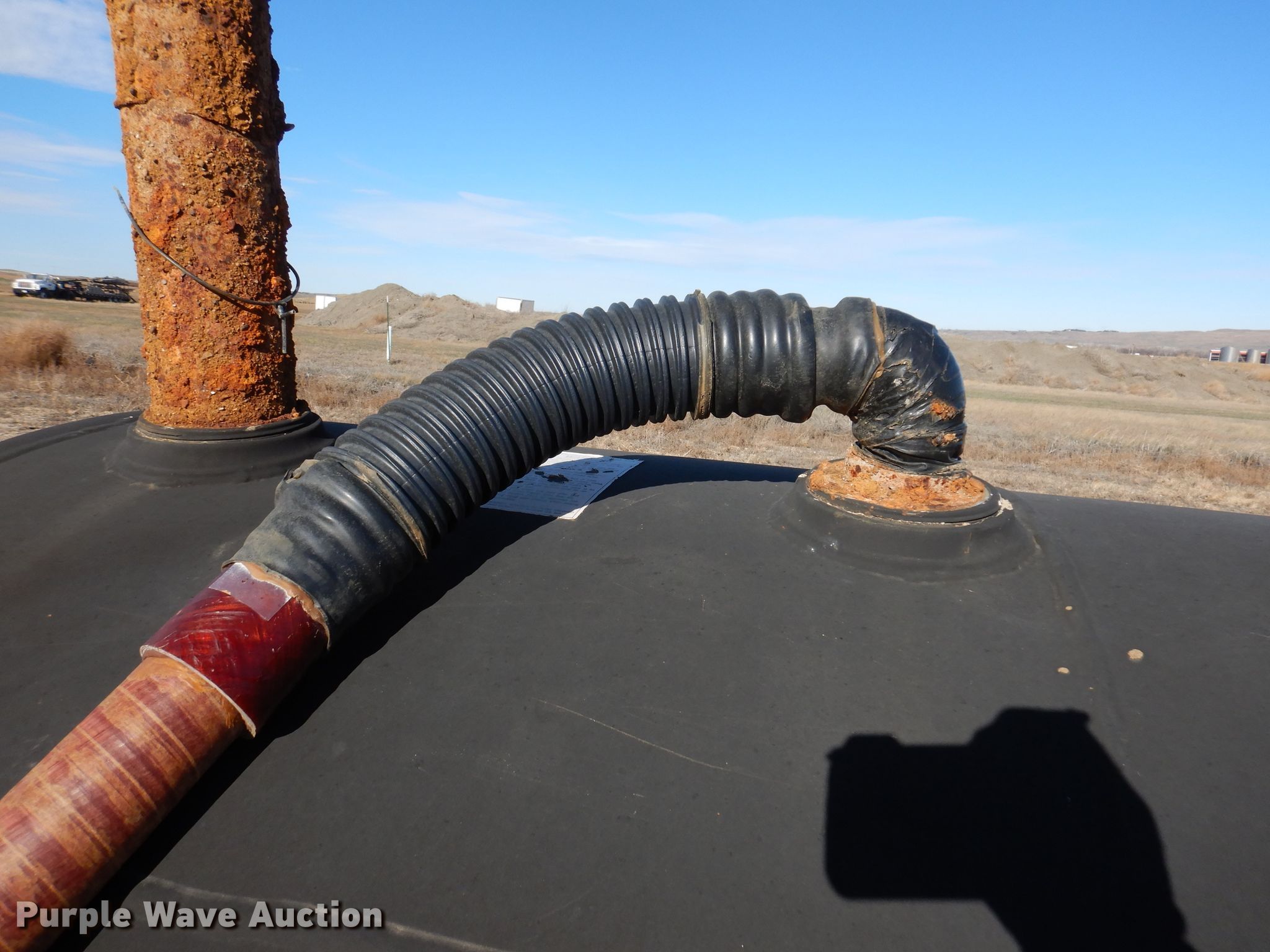 Sti-P3 steel tank in Pierre, SD | Item DL5816 sold | Purple Wave