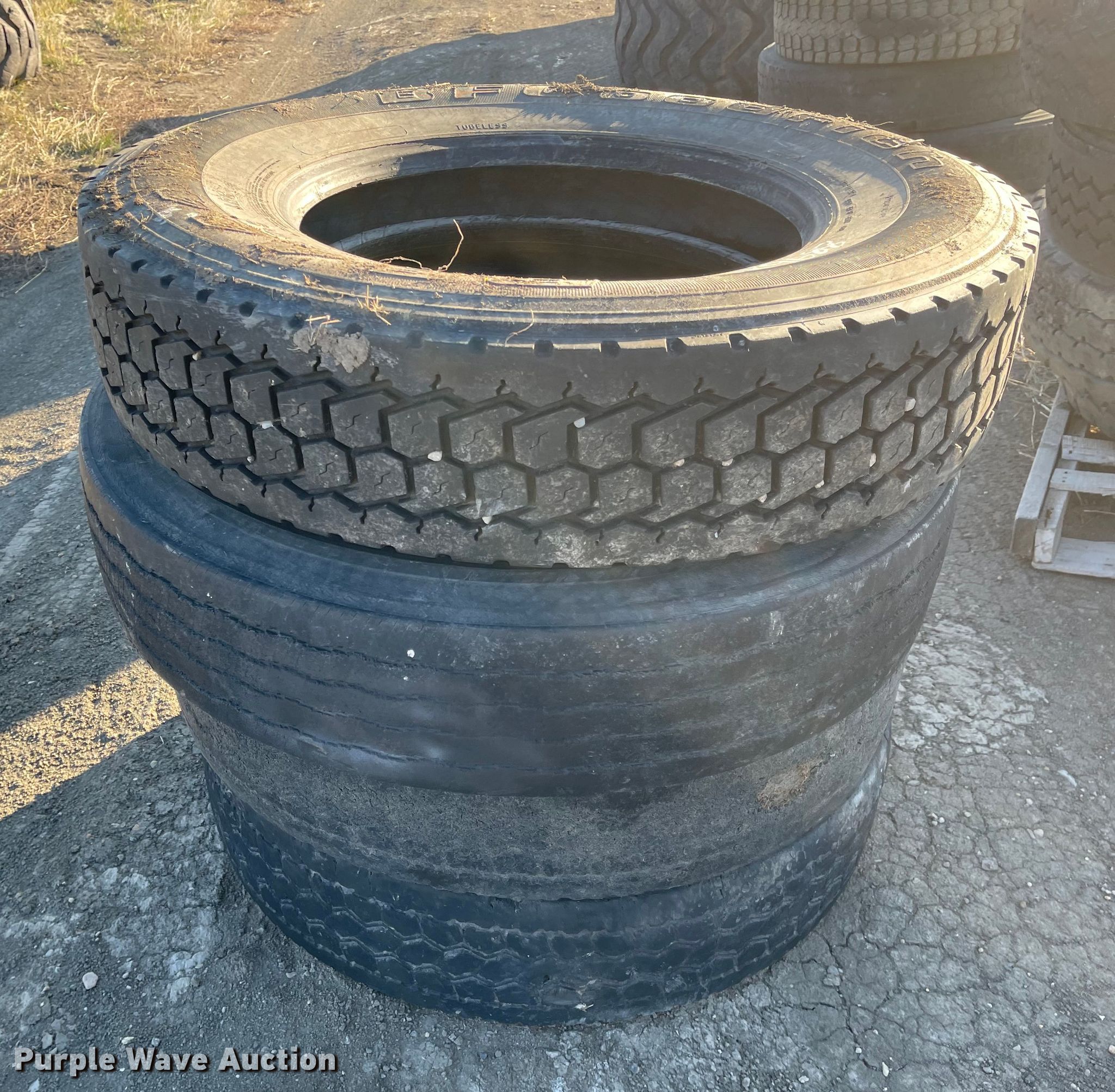 (4) 11R24.5 tires in Pierre, SD | Item IK9688 sold | Purple Wave