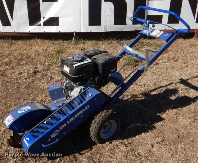 Blue Bird SG1314B stump grinder in Davis, OK | Item JD9553 sold ...