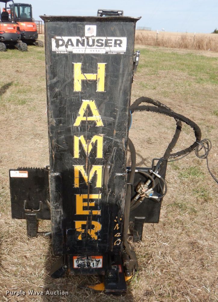 Danuser SM40 skid steer post driver in Davis, OK | Item JD9563 sold ...