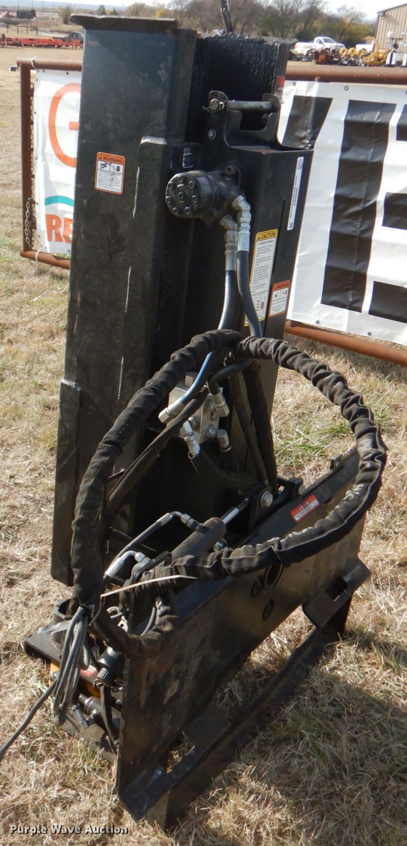Danuser SM40 skid steer post driver in Davis, OK | Item JD9563 sold ...