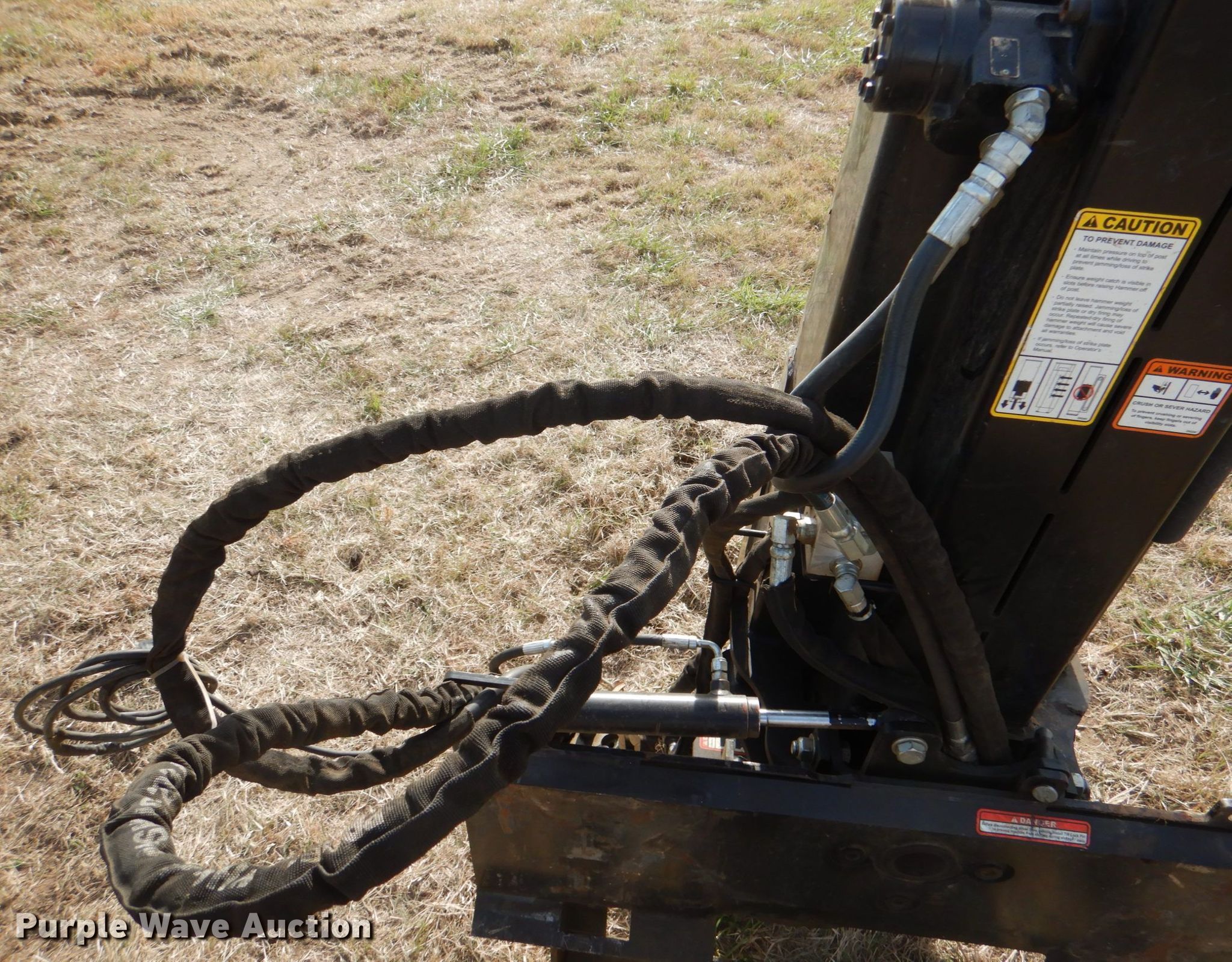 Danuser SM40 skid steer post driver in Davis, OK | Item JD9563 sold ...