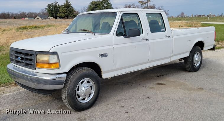 1997 Ford F350 Super Duty XL Crew Cab pickup truck in Moscow Mills, MO ...