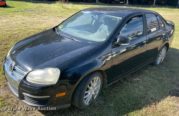 2008 Volkswagen Jetta in Wyandotte, OK | Item JQ9567 sold | Purple Wave