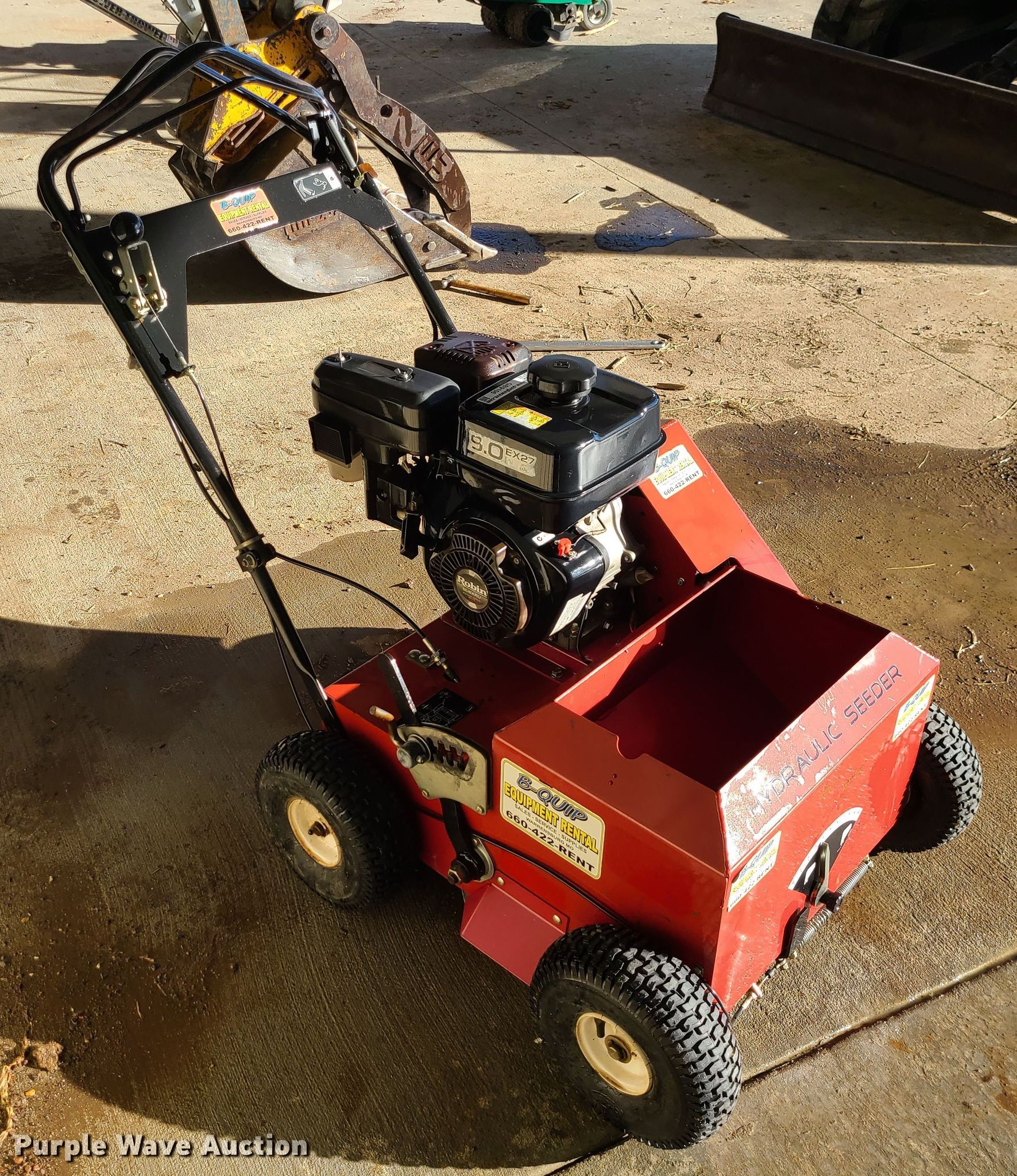 Toro hydraulic seeder in Centerview, MO | Item GB9106 sold | Purple Wave
