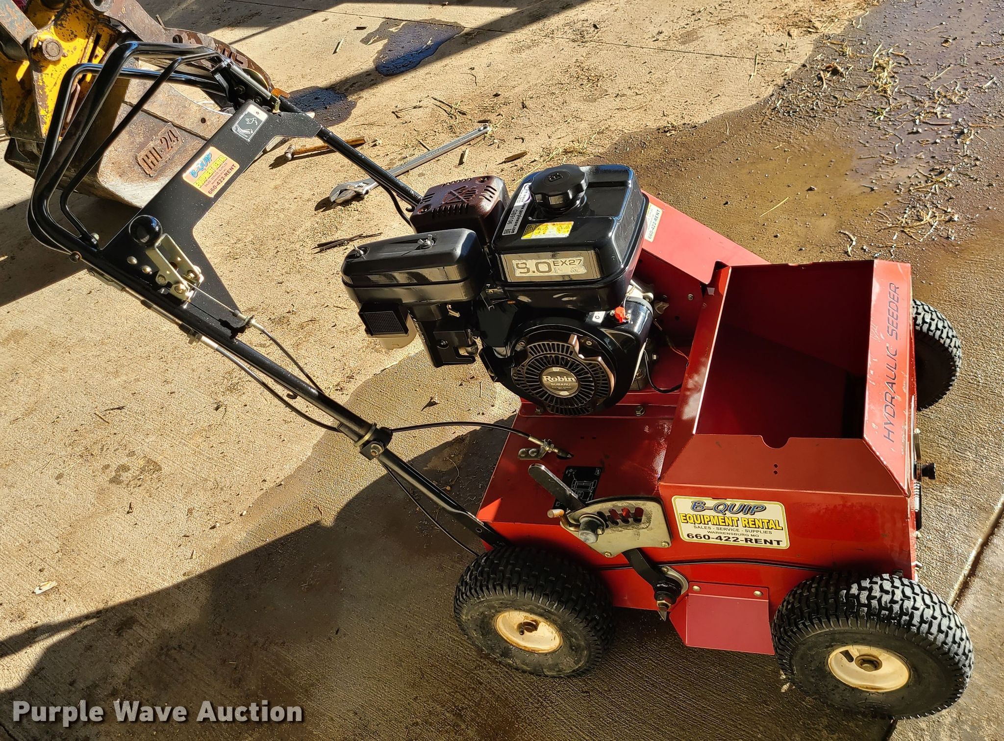 Toro hydraulic seeder in Centerview, MO | Item GB9106 sold | Purple Wave
