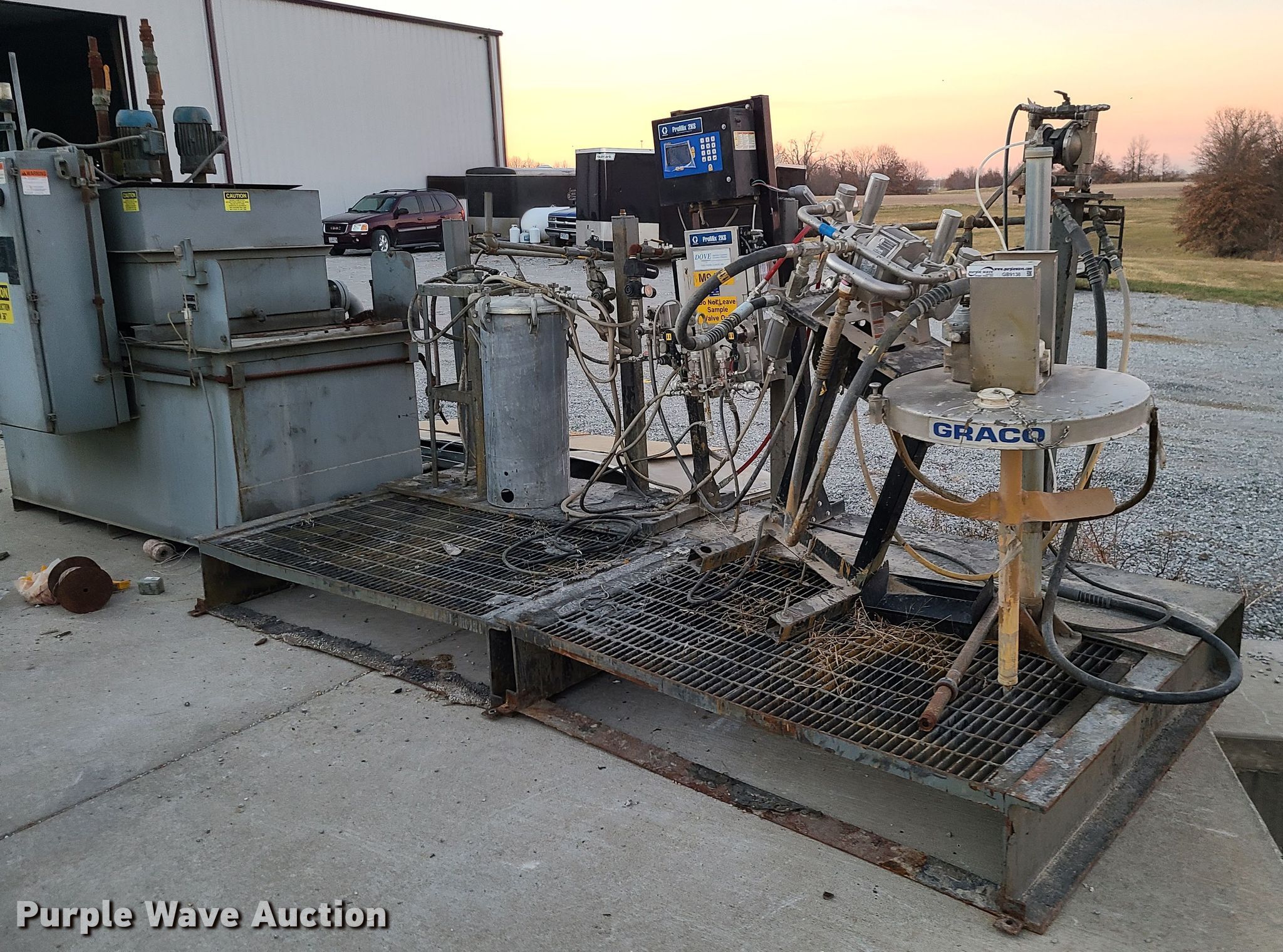 Graco Promix paint pump/mixing system in Higginsville, MO | Item GB9138 ...