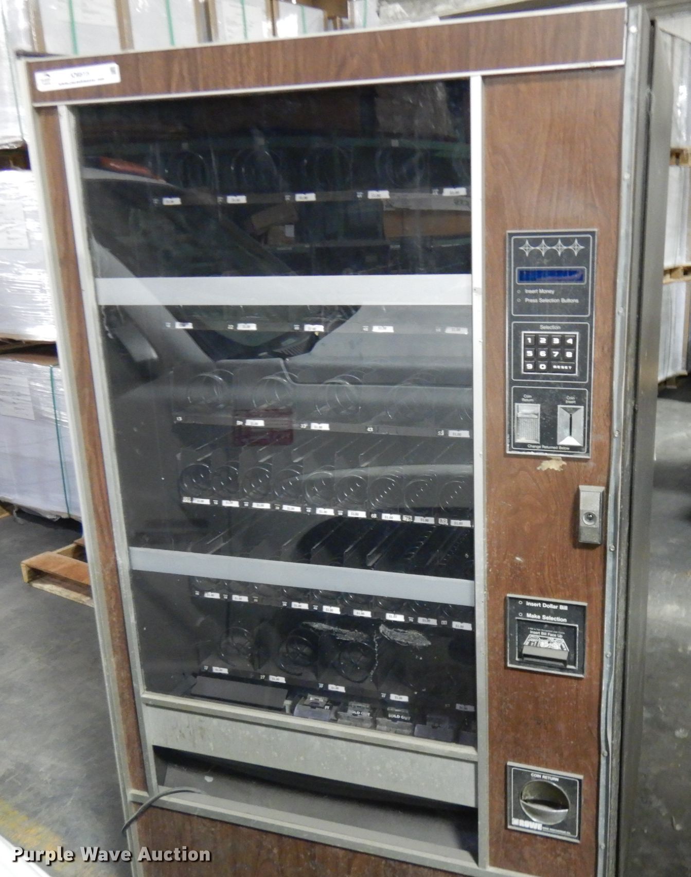 Rowe 5900S vending machine in Mount Pleasant, IA | Item IO9515 sold ...