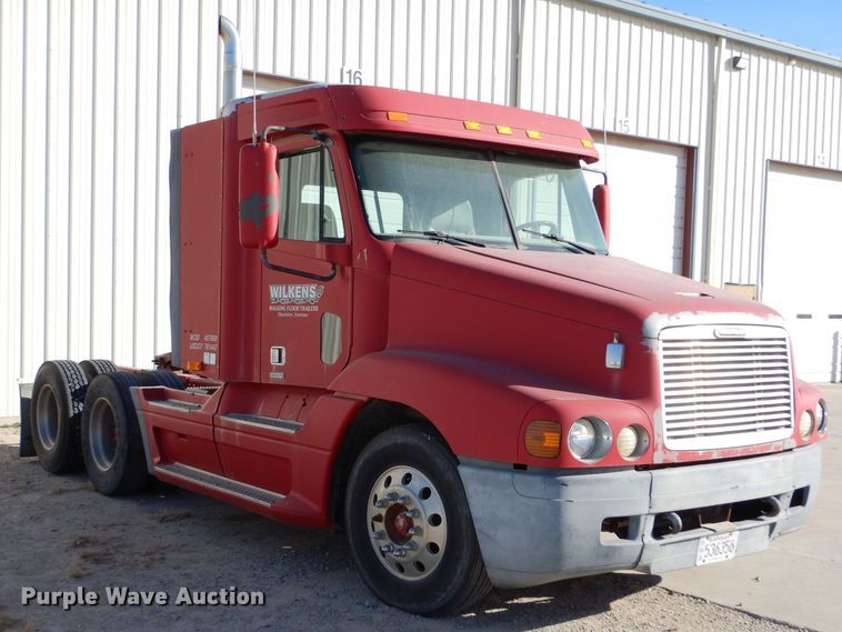 2000 Freightliner Century Class semi truck in Stockton, KS | Item ...
