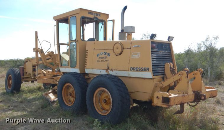 1993 Dresser 850 motor grader in Tildon, TX | Item DJ0801 sold | Purple ...