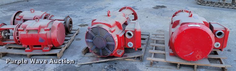 (4) electric pumps in O Fallon, MO | Item IV9629 sold | Purple Wave