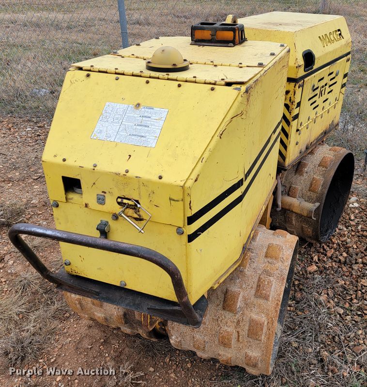 2001 Wacker RT820 trench compactor in Springfield, MO | Item JE9299 ...